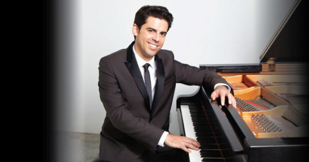 Tony DeSare shows virtuosity and flair in ISO Pops concert