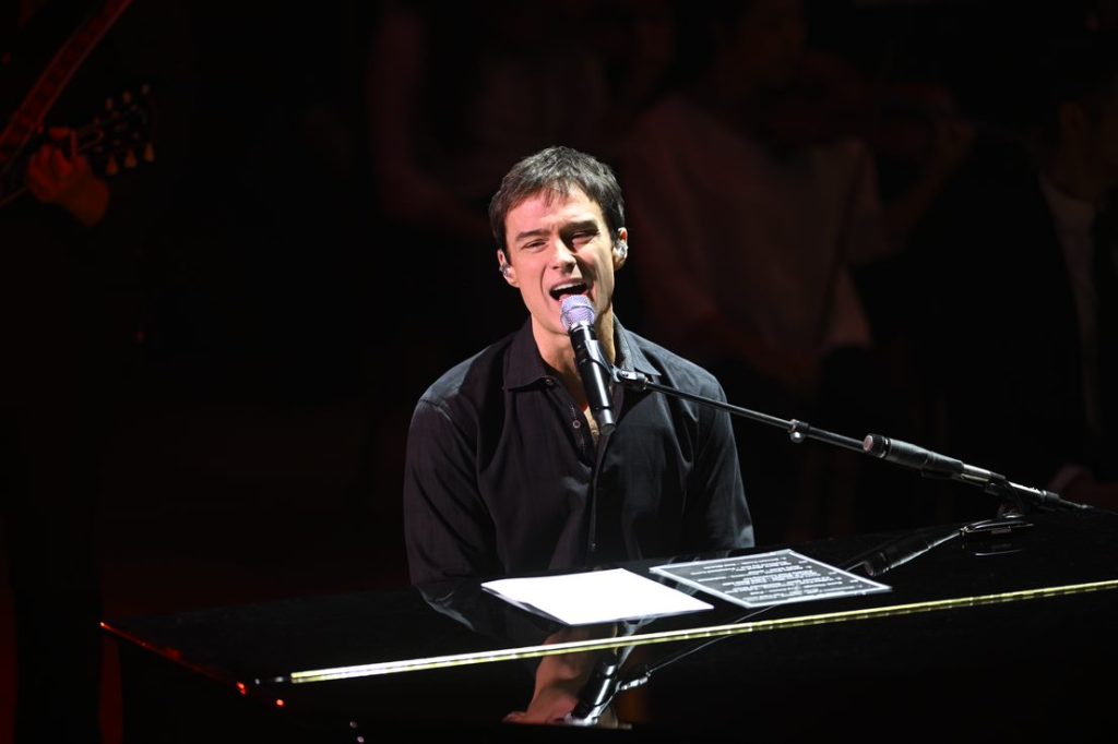 Michael Cavanaugh and ISO Splendidly Rock The Hilbert