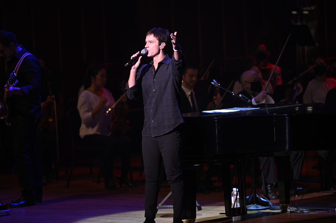 Michael Cavanaugh and ISO Splendidly Rock The Hilbert