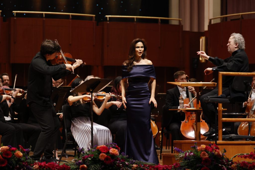 Bell & Nelson Reunite For Sublime ISO Opening Night