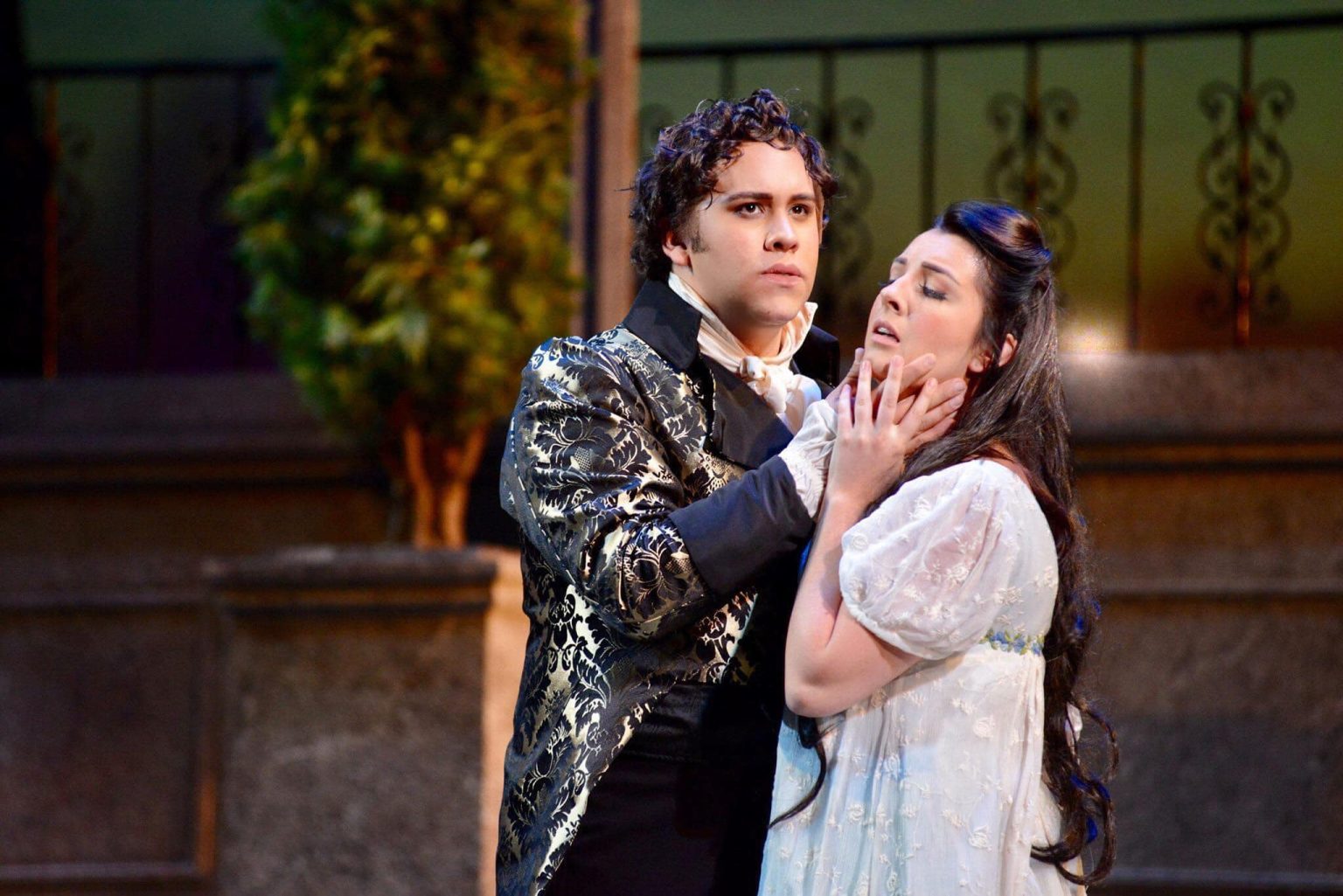 Brazilian American Opera Singer Strives To Connect With His Audiences