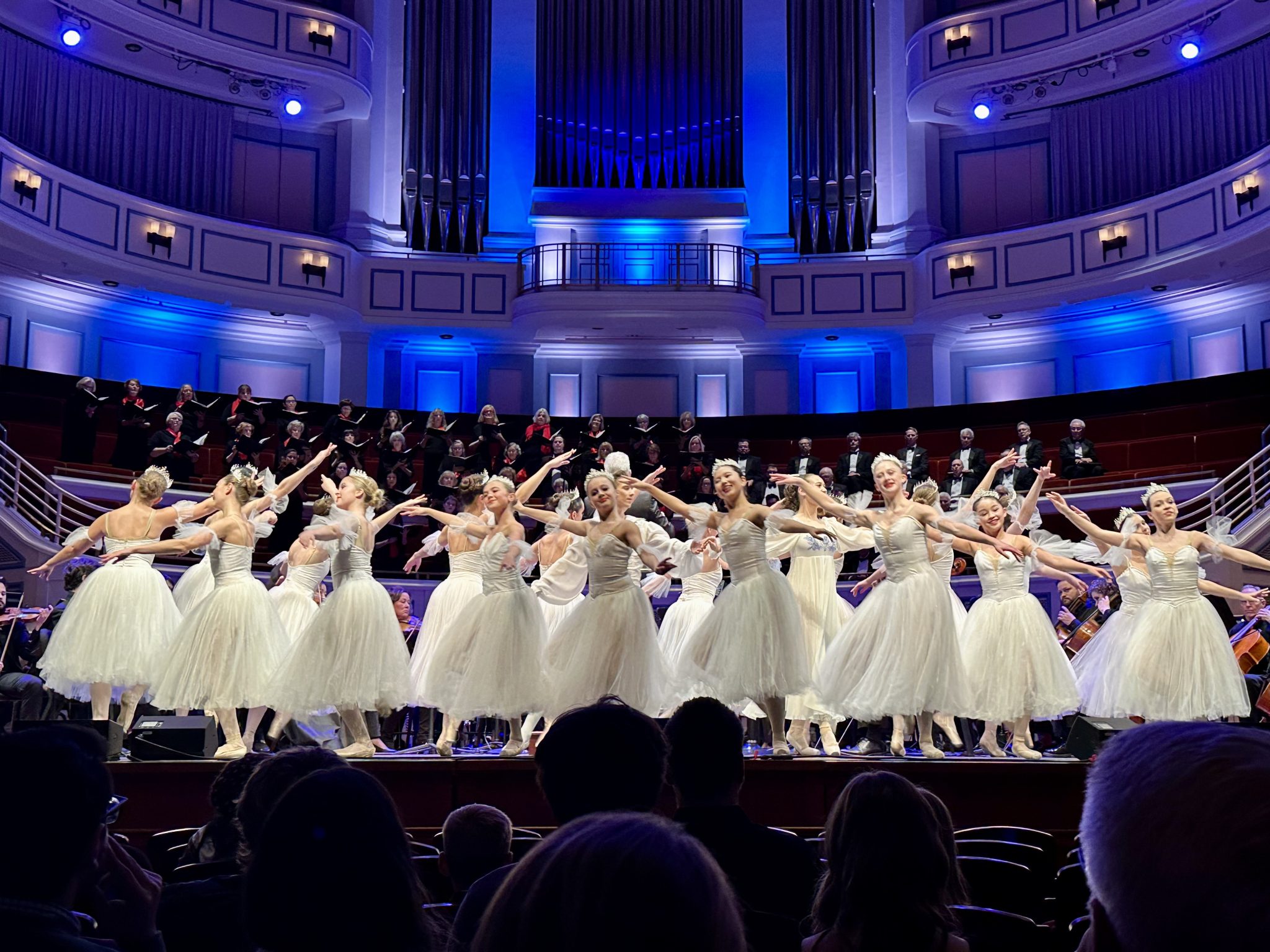 CSO ‘Holiday Pops’ Concert Is A Sumptuous Seasonal Feast