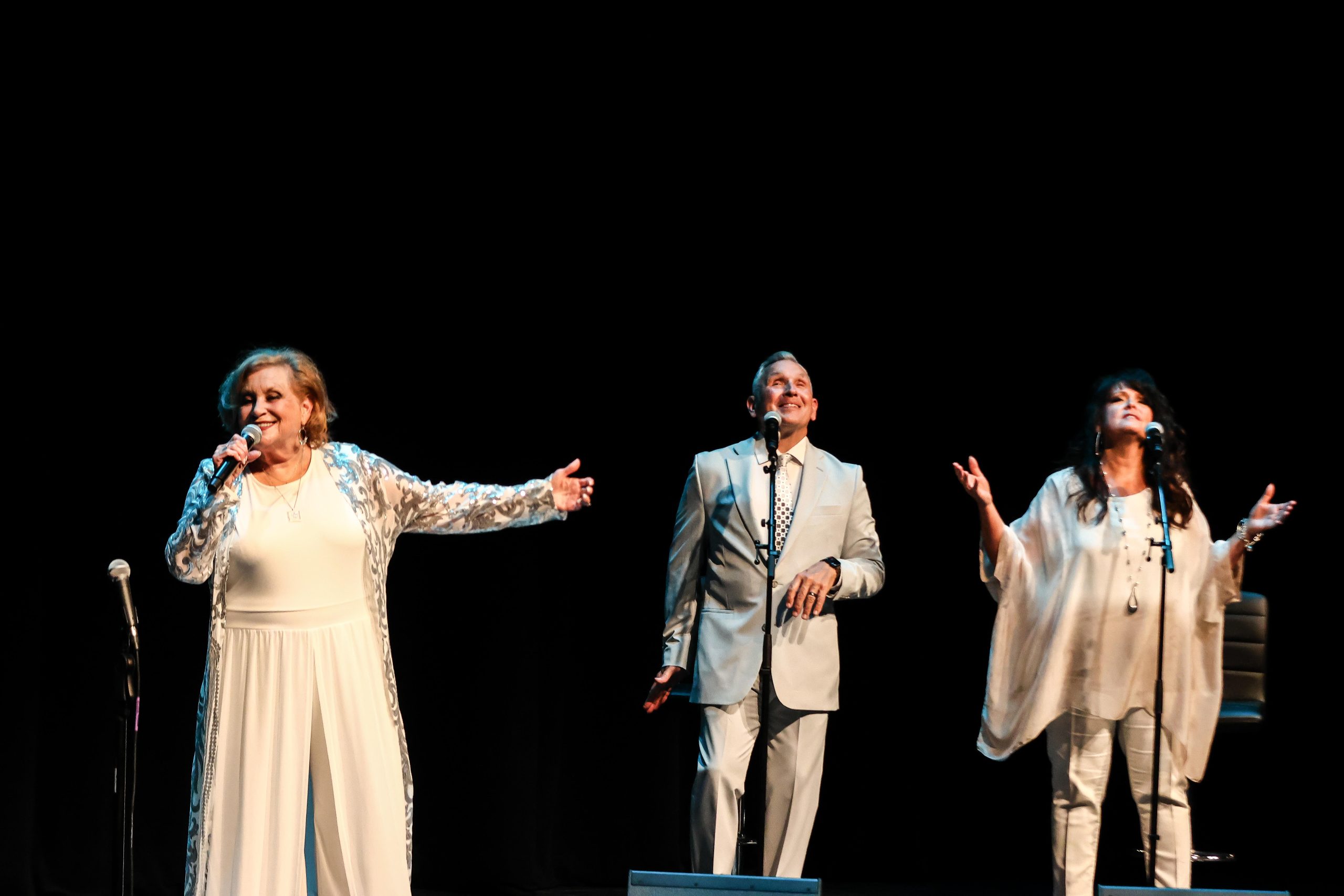 ‘Simply Sandi’ Is A Praise Worship Love In